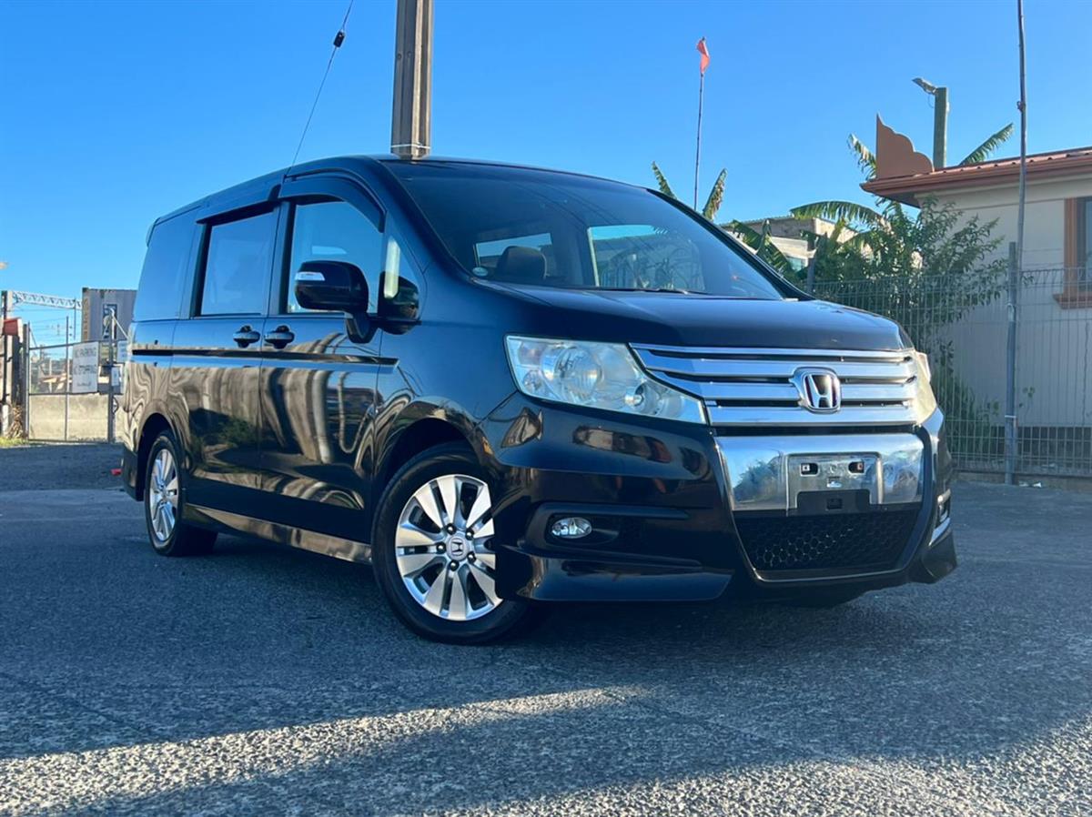 2010 Honda Step Wagon *8 Seater/ Family Car/ Reverse Camera* Station ...