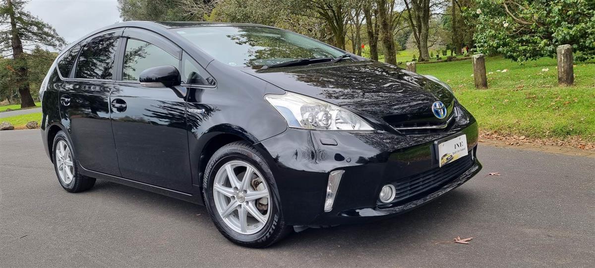 2014 Toyota Prius Alpha Hatchback Automatic for sale in Auckland New ...