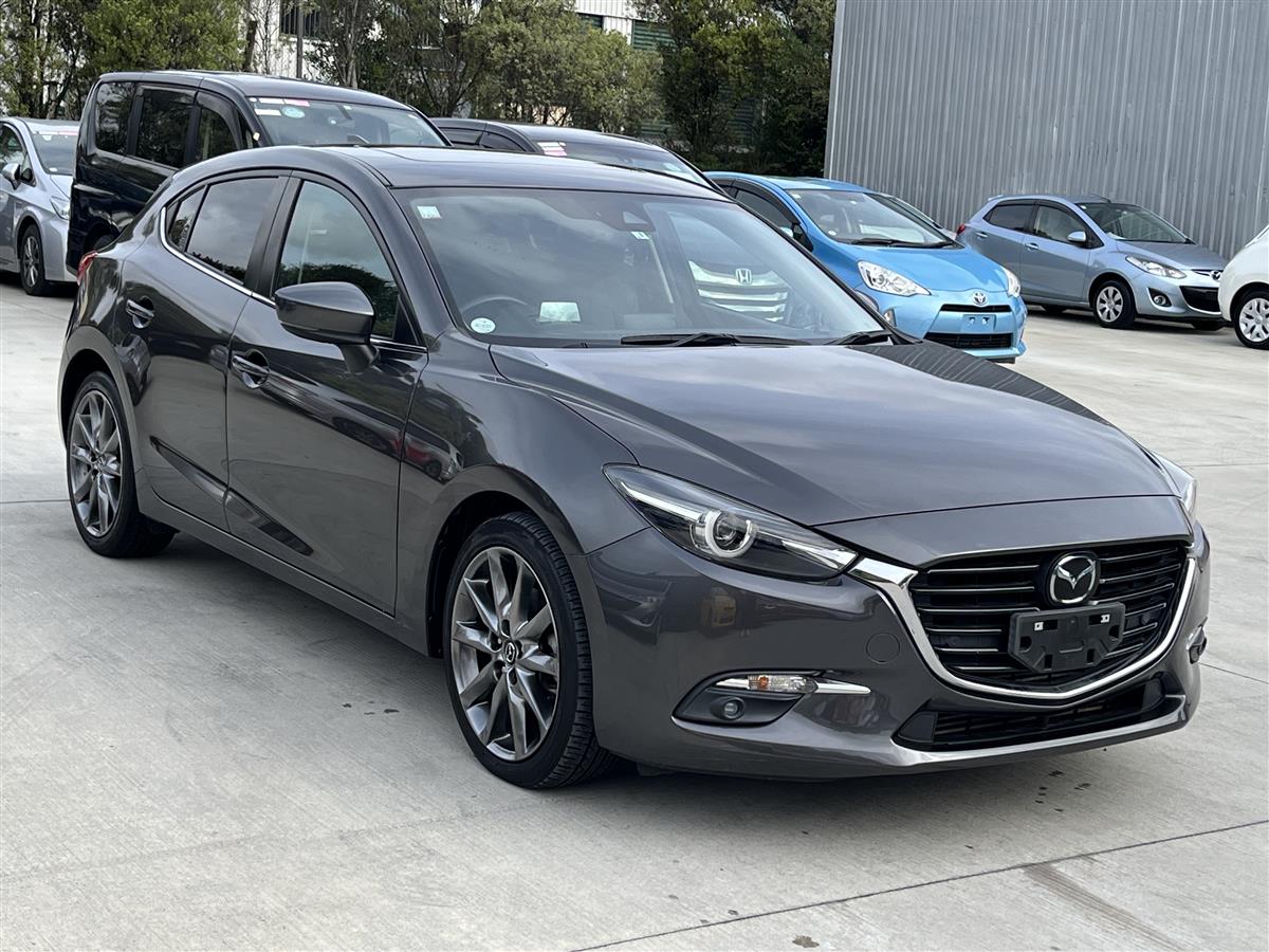 2017 Mazda Axela 2.2 Turbo diesel+HEAD-UP DISPLAY+ADAPATIVE CRUISE ...