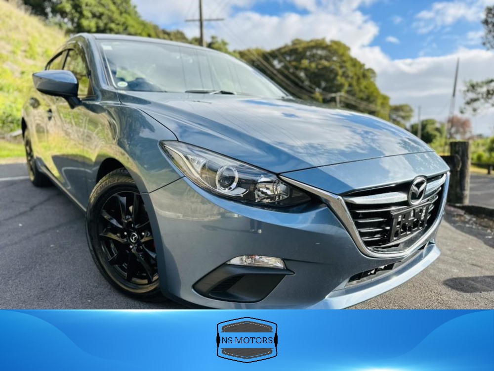 2014 Mazda Axela HYBRID !! SKYACTIVE ENGINE !! STUNNING ALLOYS !! Sedan ...