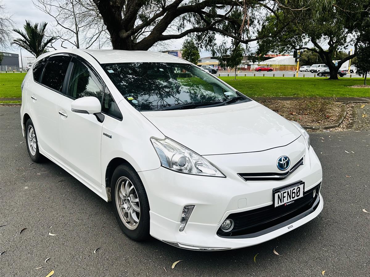 2013 Toyota Prius Push start Sports Edition Station Wagon Automatic for ...