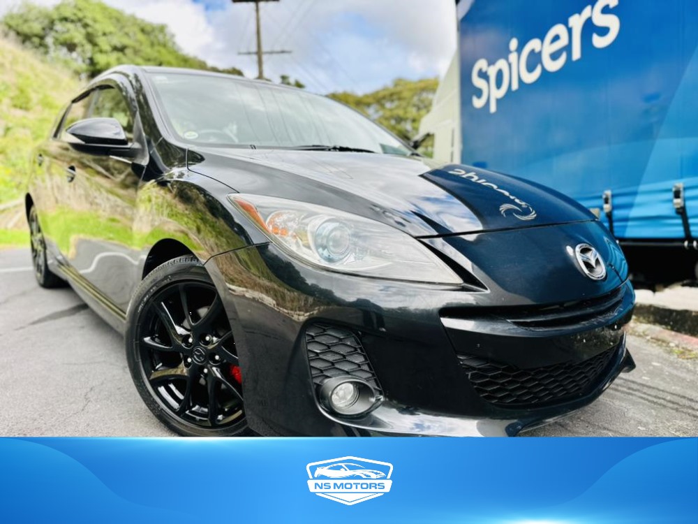 2011 Mazda Axela 20S SPORTS !! SKYACTIVE ENGINE !! STUNNING BLACK ...