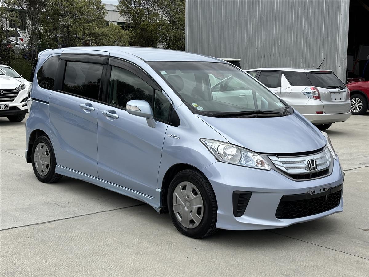 2011 Honda Freed 6 Seaters Hybrid ,Reverse Camera Hatchback Automatic ...